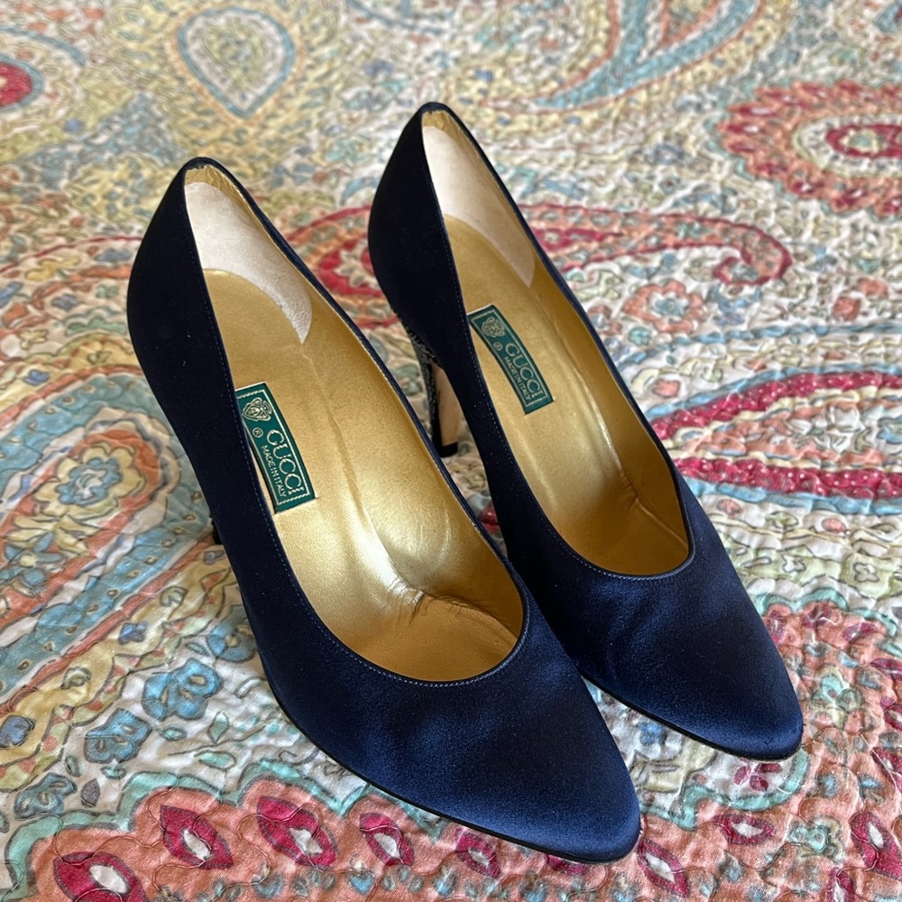 Gucci Blue Velvet Heels | 38 | Womens - Gem